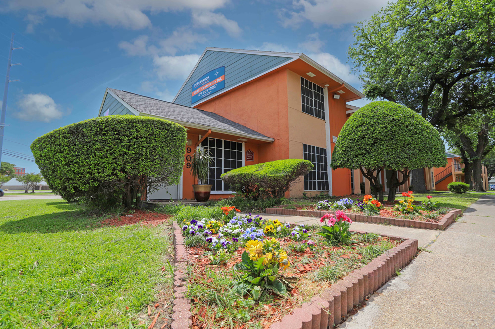 Pebblebrook Apartments | Garland, TX | (469) 969-0887